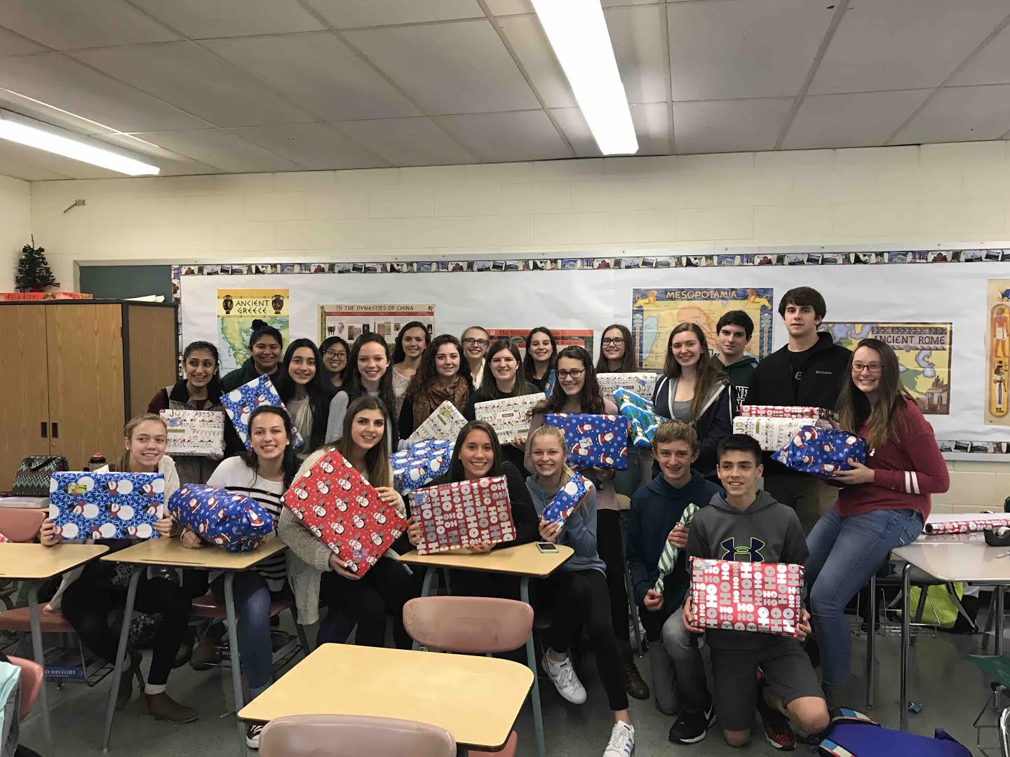 Interact Club Adopts A Family For The Holidays | Team Up 4 Community