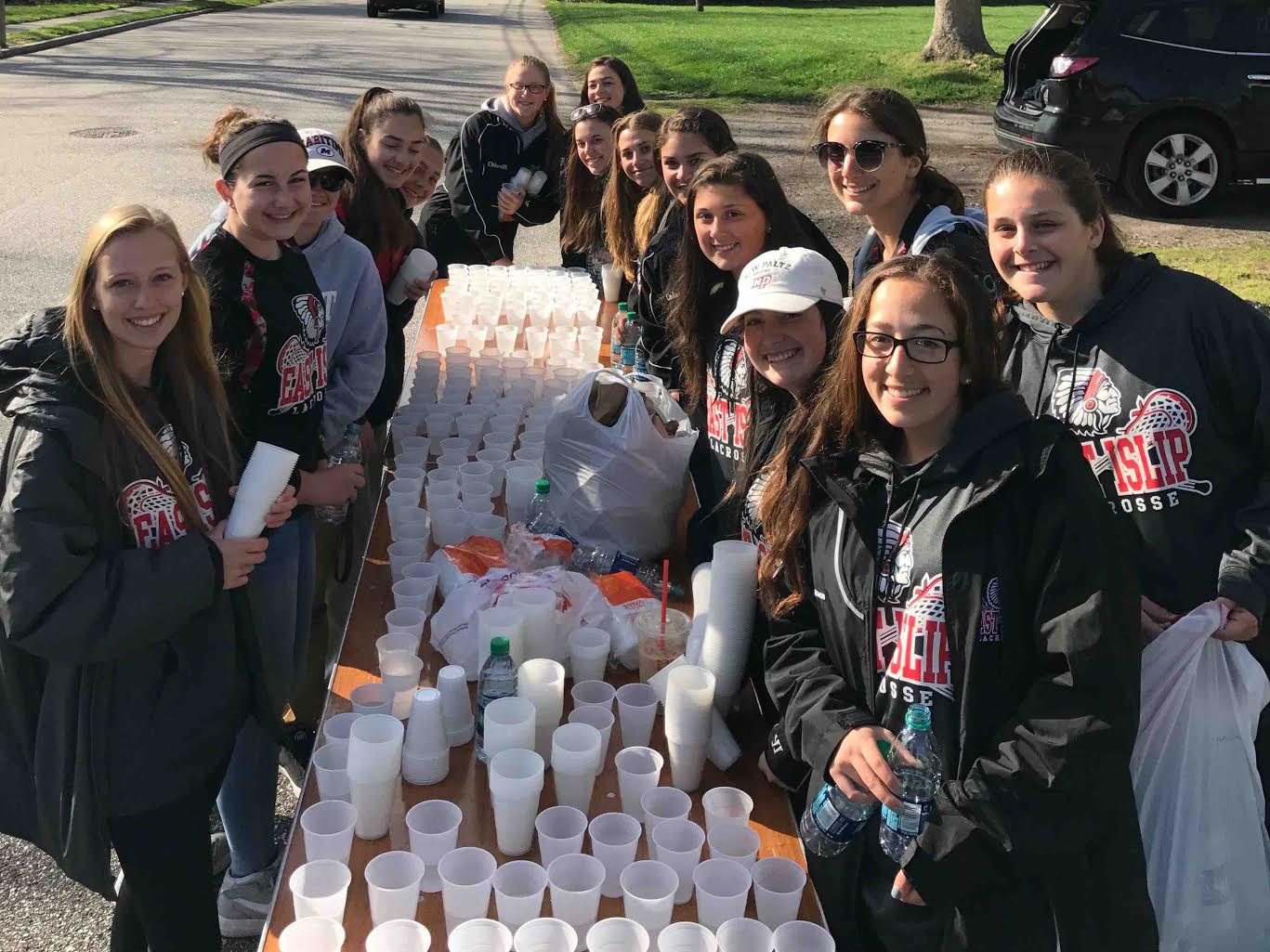 East Islip girls lax varsity volunteers at Run for Autism | Team Up 4 ...