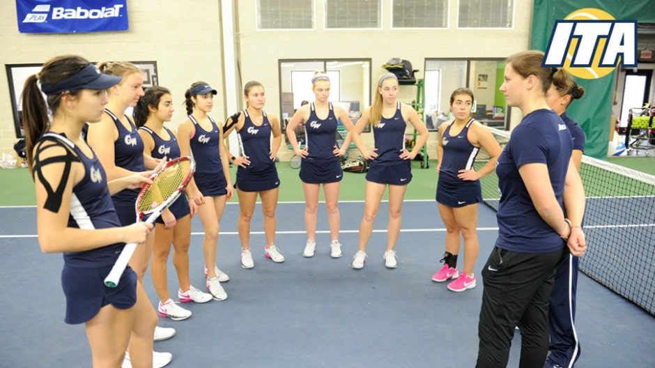 WOMEN'S TENNIS EARNS ITA COMMUNITY SERVICE AWARD | Team Up 4 Community
