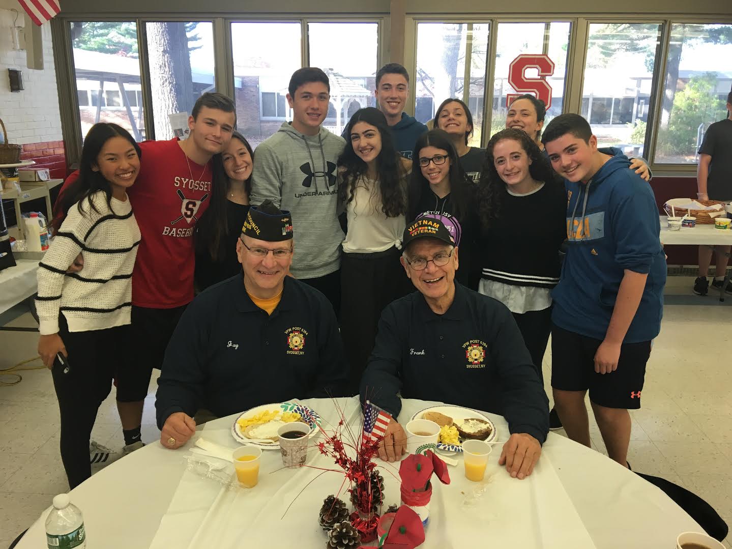 Syosset HS thanks veterans | Team Up 4 Community