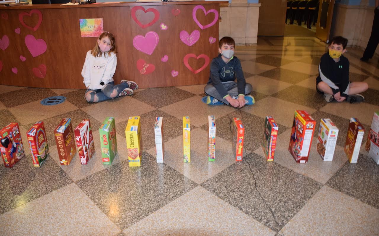 Stratford students witness the domino effect of kindness | Team Up 4 ...