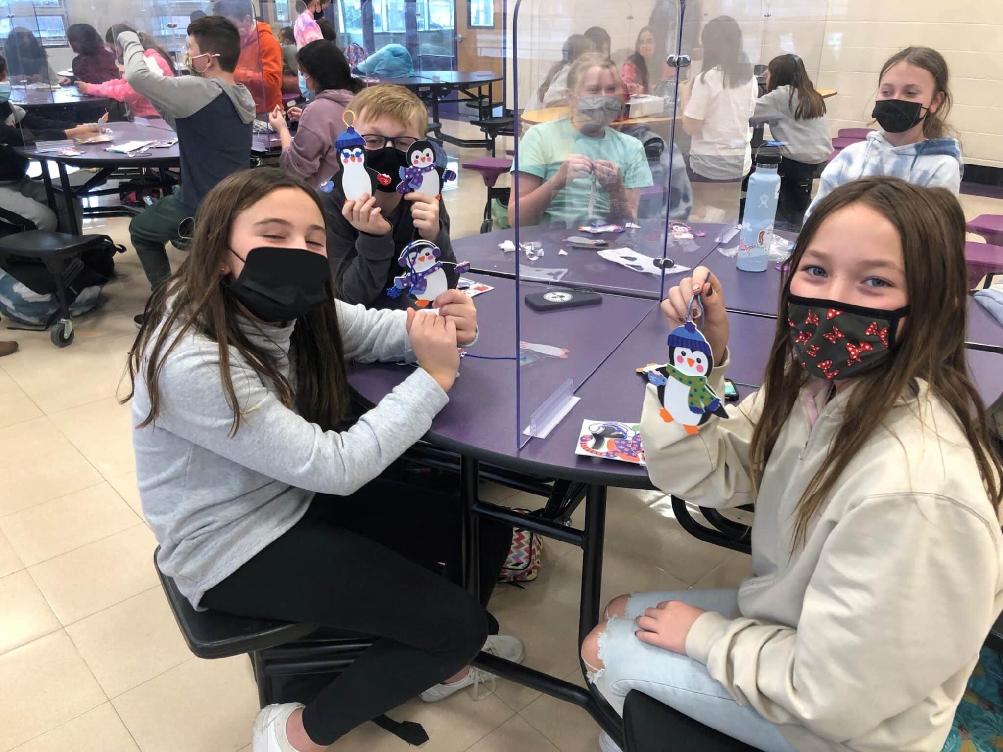 Islip Middle School student government spreads community cheer | Team ...