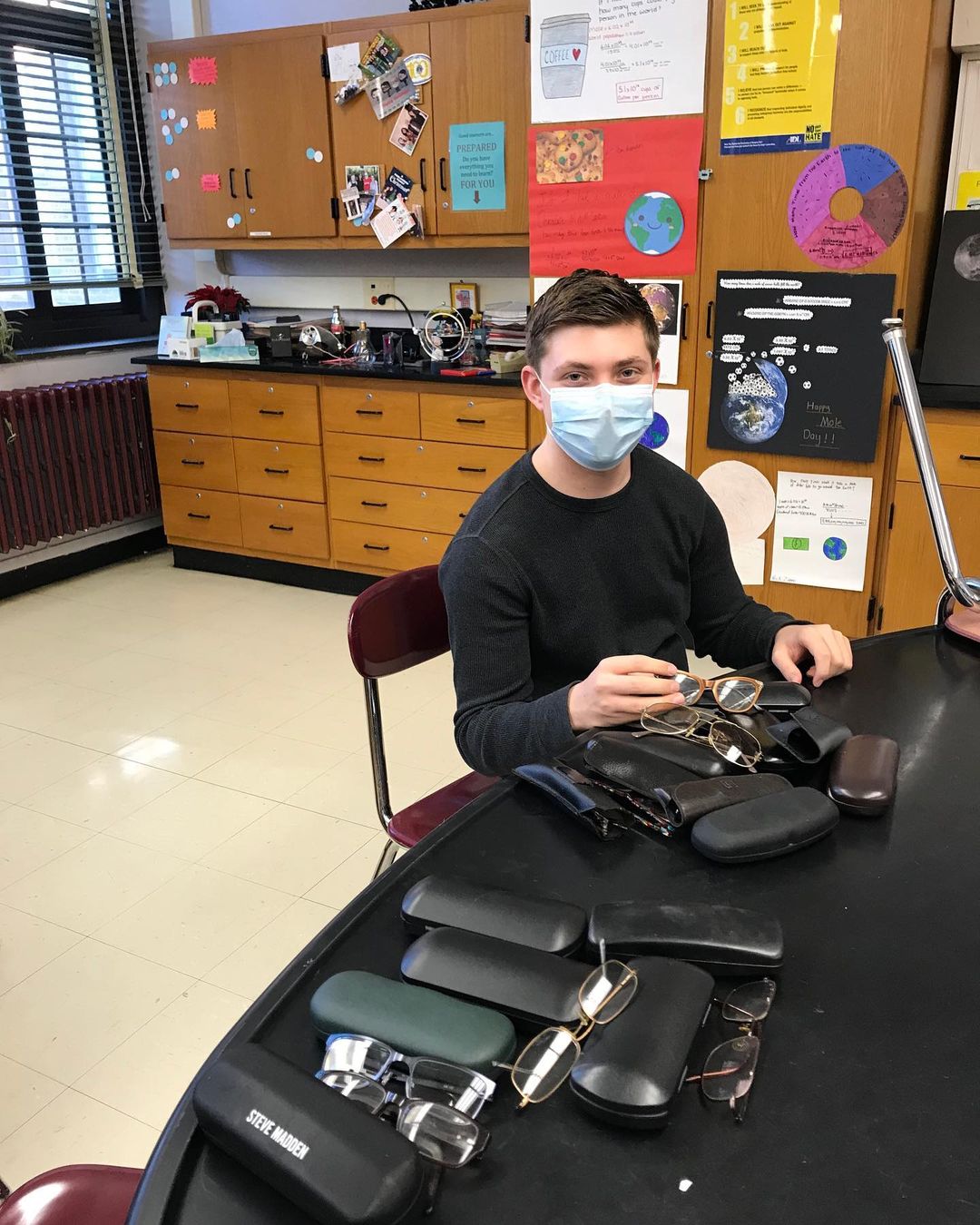 Collecting Eyeglasses for those in Need | Team Up 4 Community