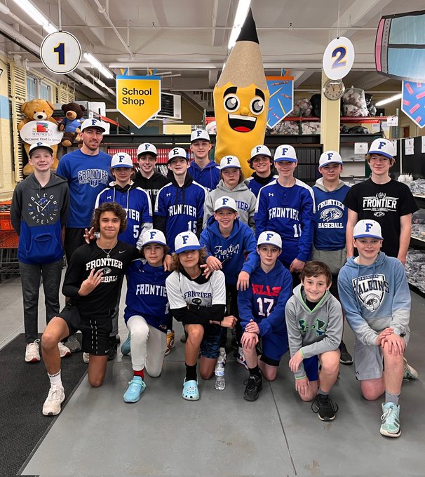 Frontier 8th Grade Modified Baseball volunteered Teachers Desk | Team ...