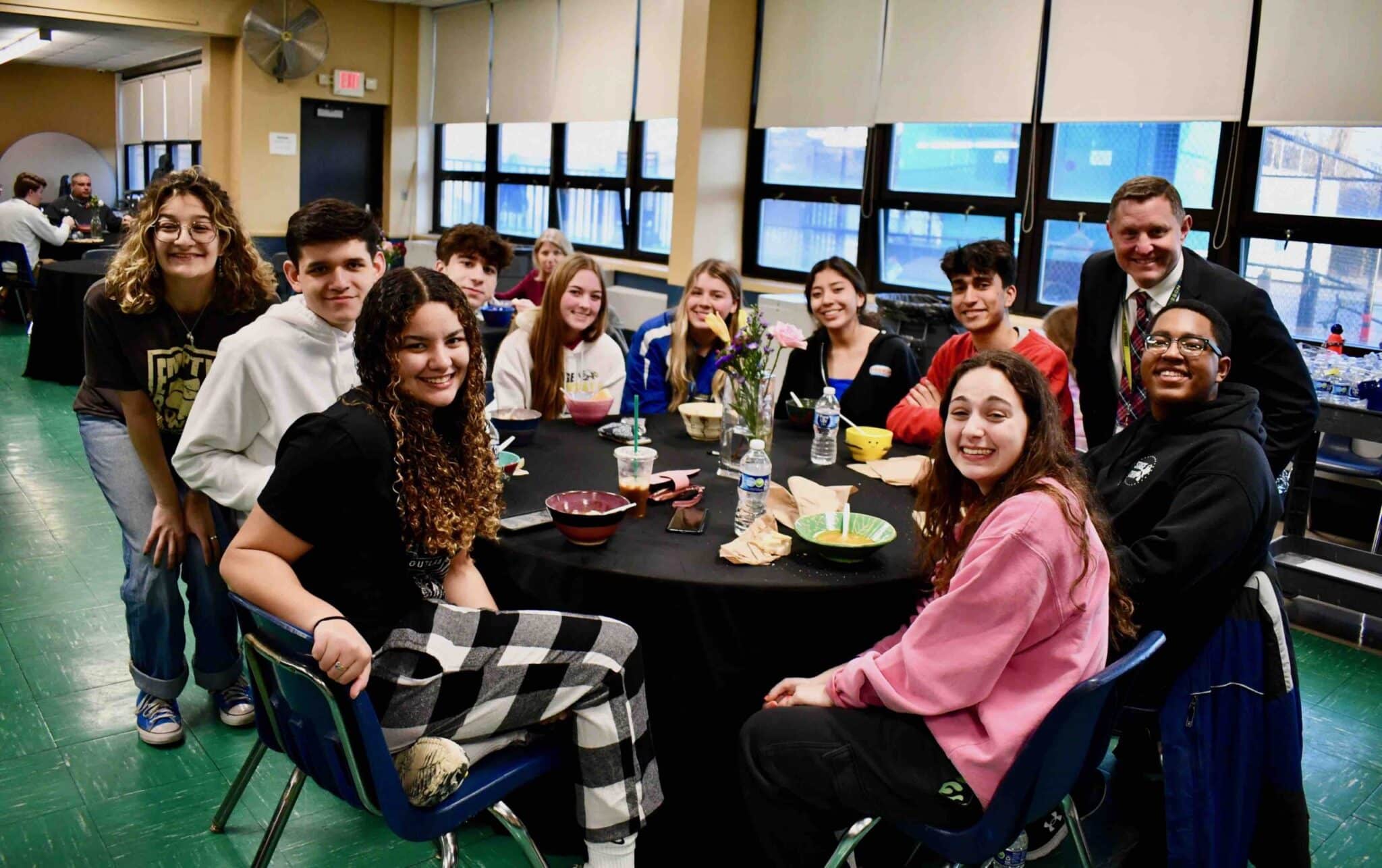 Bethpage student-artists come together to fight hunger | Team Up 4 ...