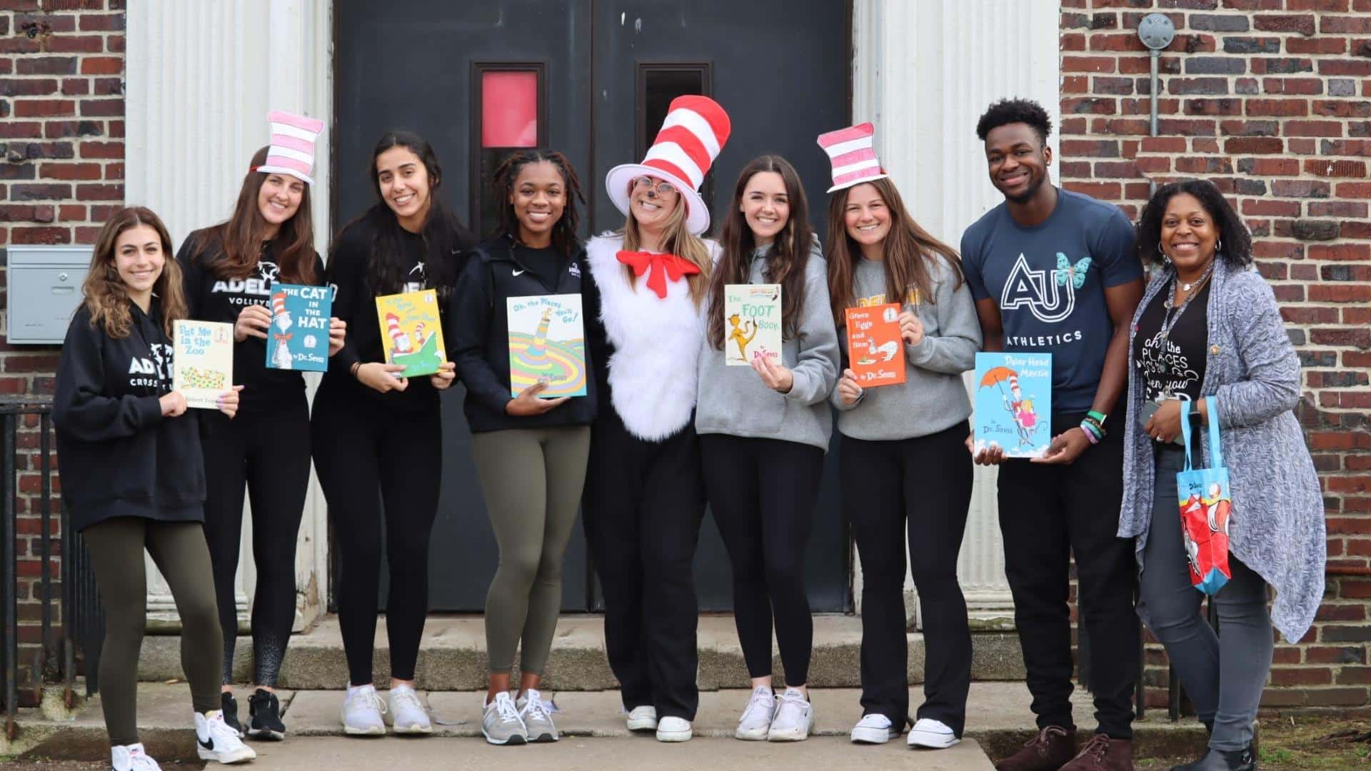 Athletic Department Collaborates With Hempstead Schools for Read Across ...