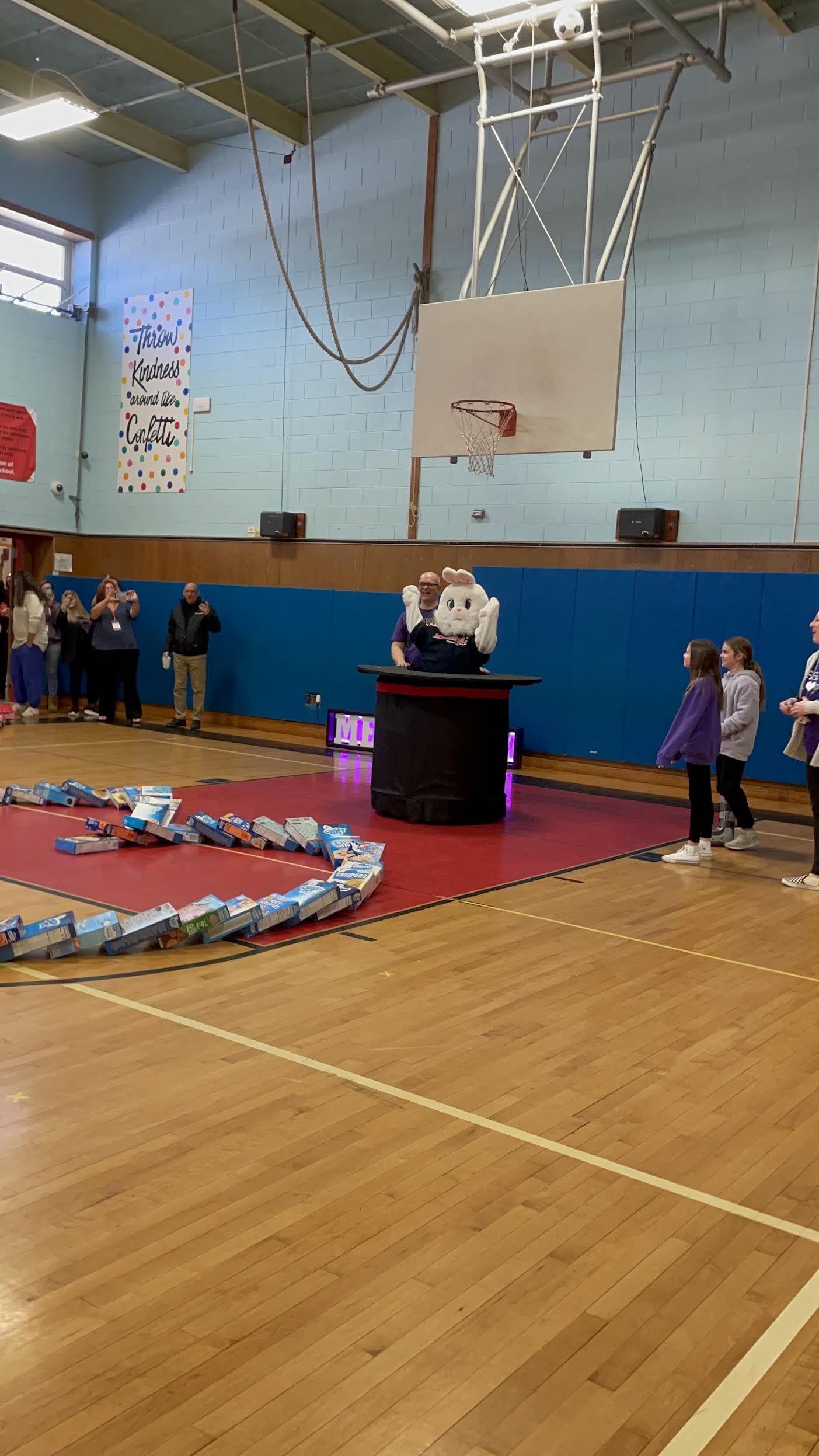 Domino effect of kindness spreads across Sachem | Team Up 4 Community