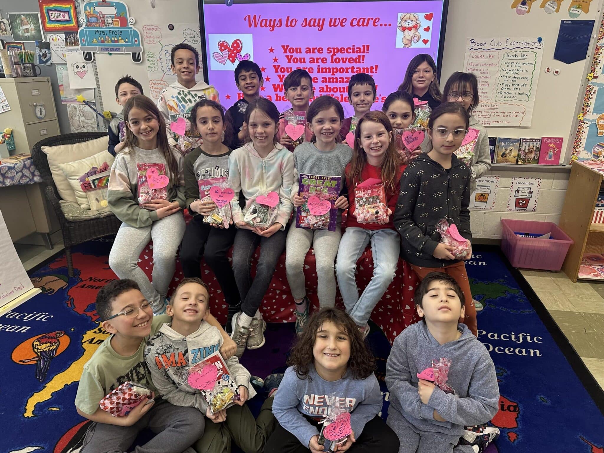 Donating ‘Little Bits of Love’ in Three Village | Team Up 4 Community