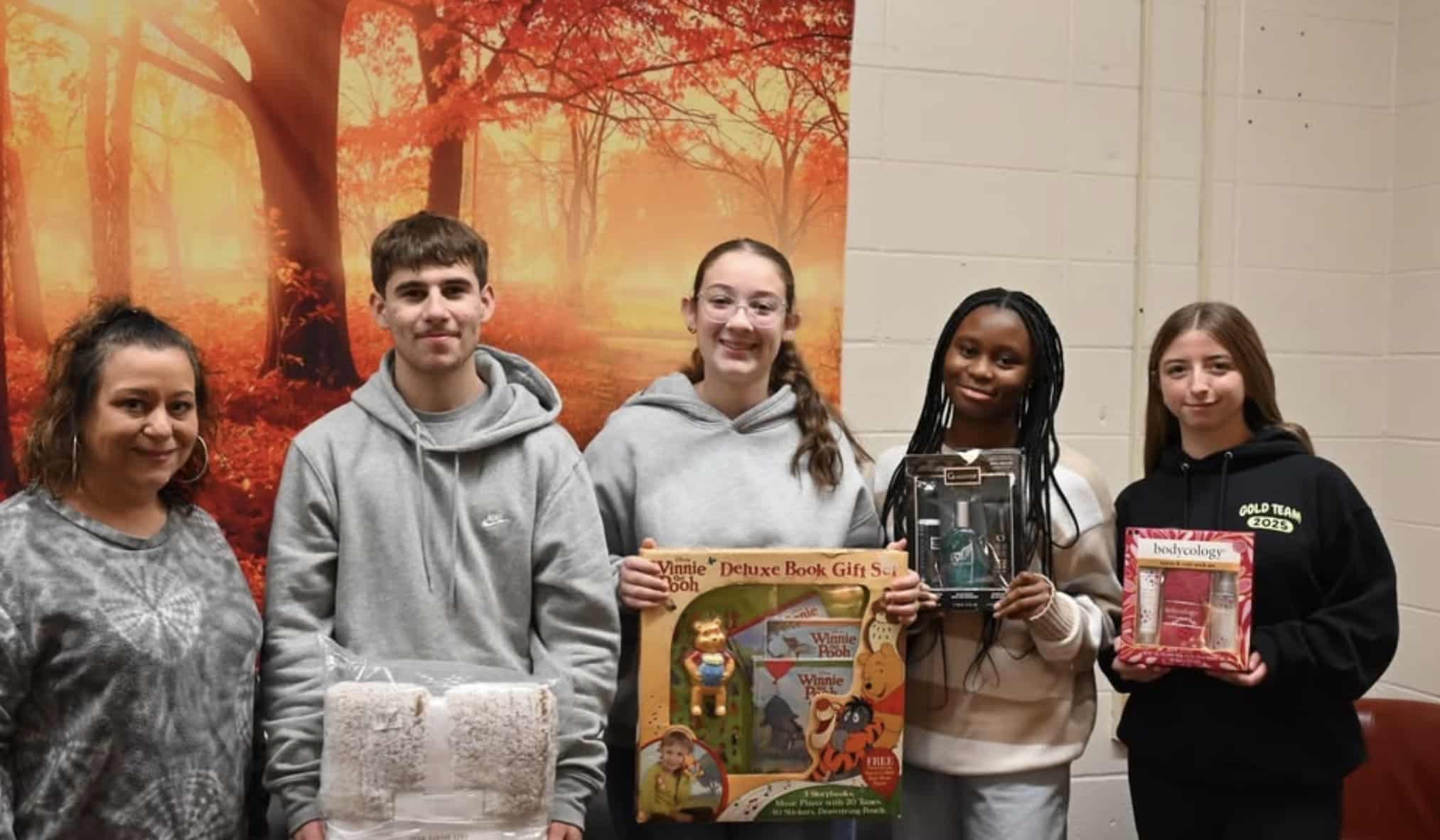 West Babylon Senior High School Unites in Season of Giving Through ...